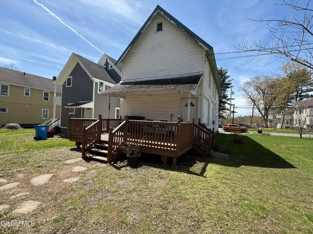 172 Kingsboro Avenue # first floor