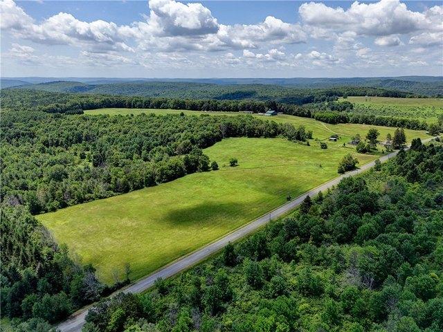 172 Hill Rd, Ithaca, NY 14850