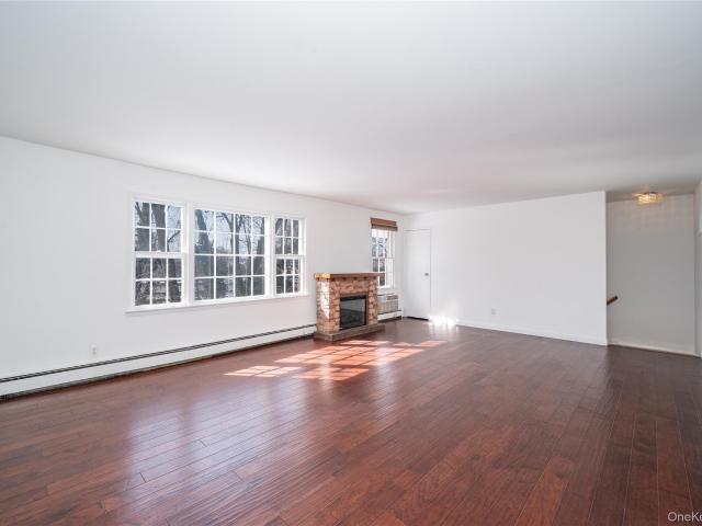 172 Lawrence Park Ter, Unit 172, Bronxville, NY 10708 | Compass