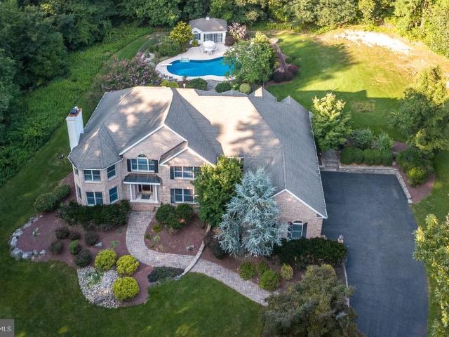 172 Mountain Road