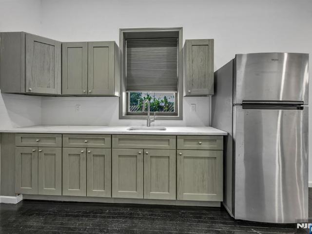 172 Madison Avenue # 1st Floor