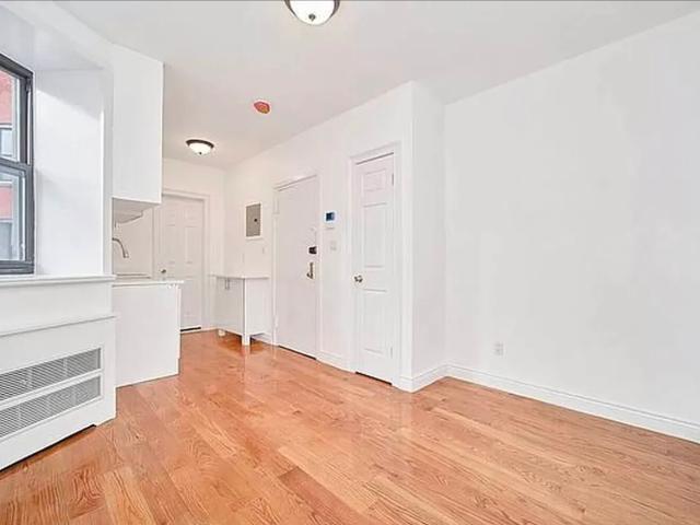 172 Mulberry Street, New York, NY