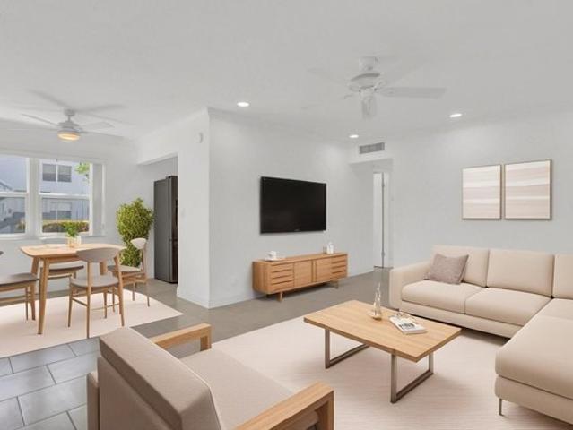 172 Norwich H, West Palm Beach, FL 33417