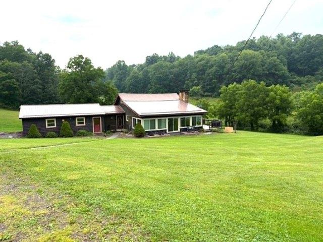 172 Neal Ln, Mayport, PA 16240