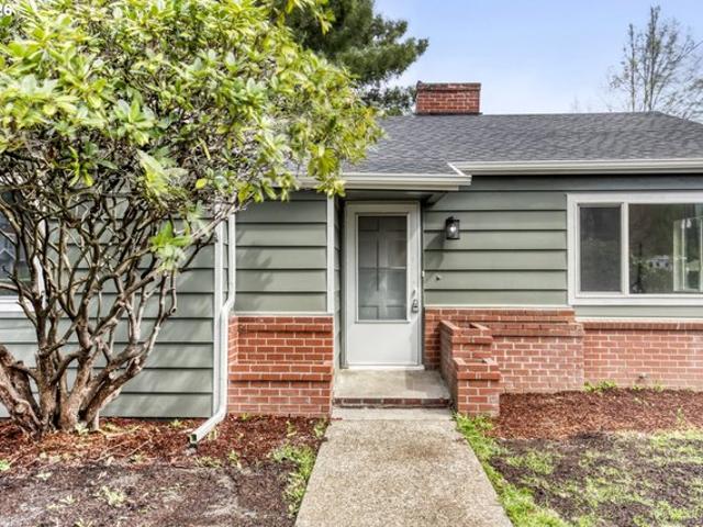 172 SE 9th Ave, Hillsboro, OR 97123