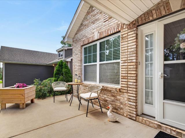 172 Porters Bluff Rd