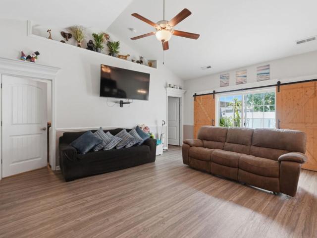 172 Palm Terrace Loop