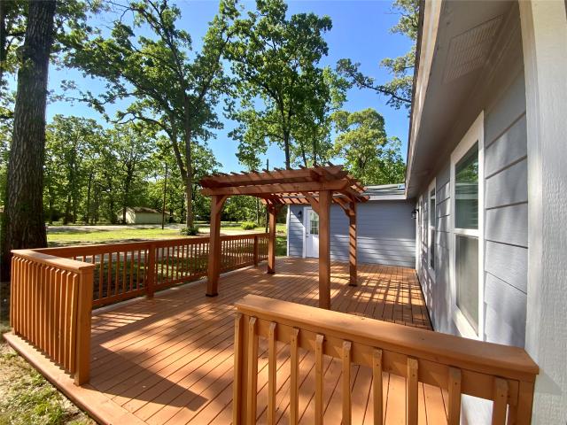 172 Pine Needle St, Onalaska, TX 77360 | MLS #18400