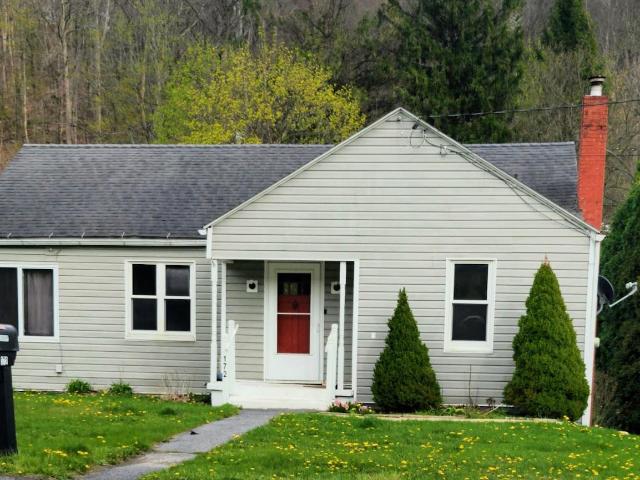 172 Raystown Rd, Everett, PA 15537 | MLS #PABD2003 | Compass