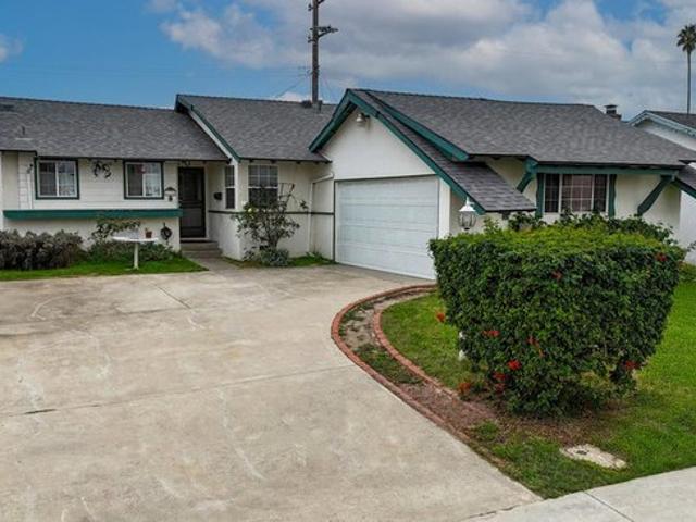 172 W Yucca St, Oxnard, CA 93033