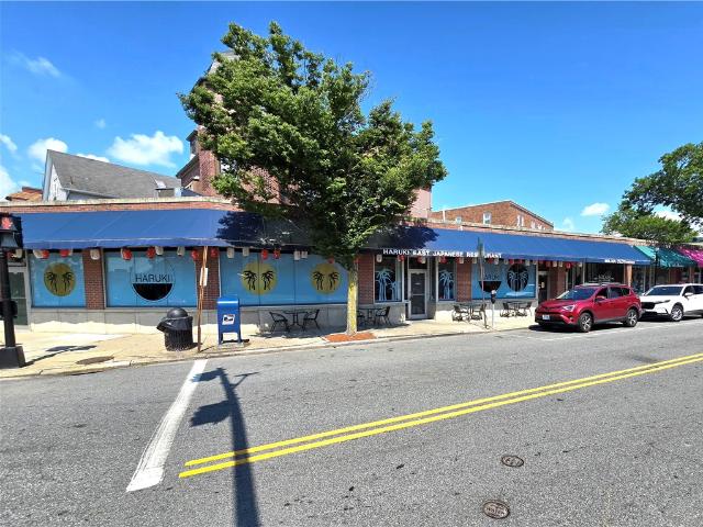 172 Wayland Avenue