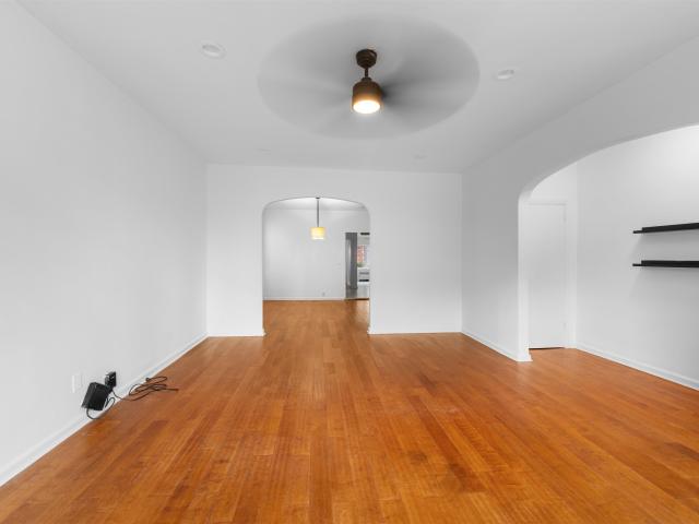 172 West 49Th St # 1