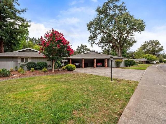 172 White Oak Dr, Santa Rosa, CA 95409