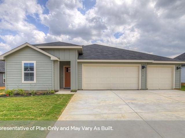 172 Teal St, Fredericksburg, TX 78624