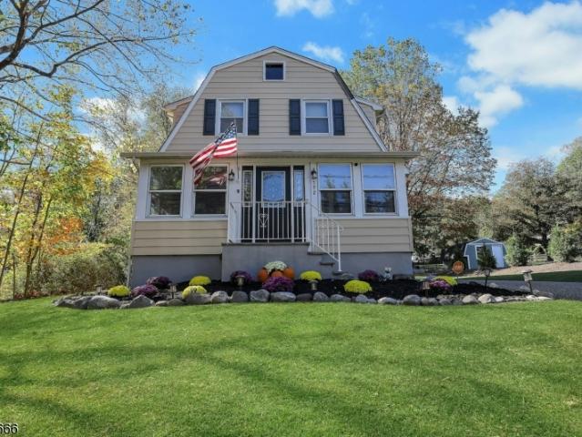 172 Yawpo Ave