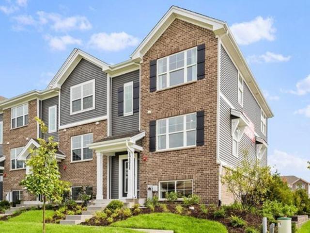 17340 Ulster Dr, Tinley Park, IL 60477