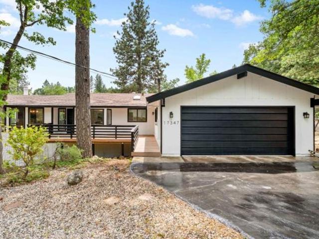 17347 Oscar Dr, Grass Valley, CA 95949