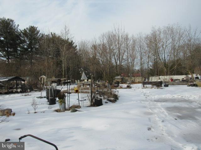 1734 Almond Road