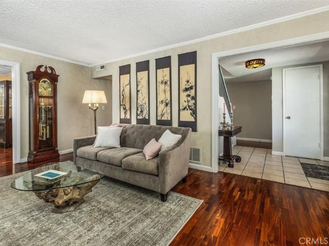1734 Bluestone