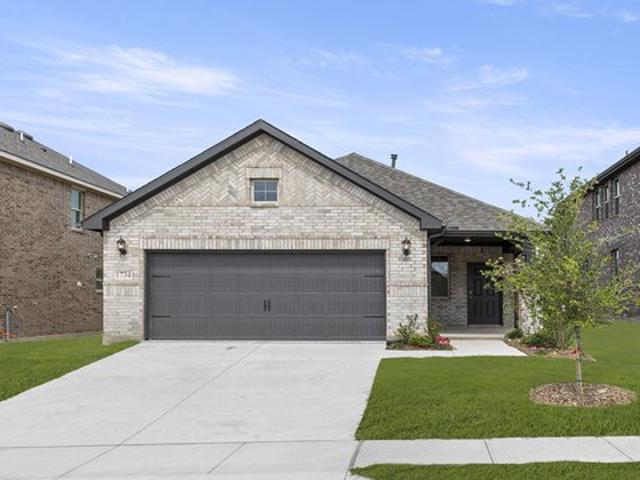 1734 Coachman Dr, Forney, TX 75126