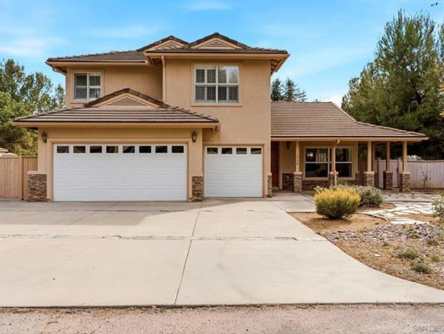 1734 Kyrsten Terrace Ct, Alpine, CA 91901
