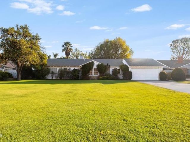 17350 Osborne St, Sherwood Forest, CA 91325