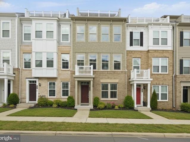 17354 Redshank Rd, Dumfries, VA 22026