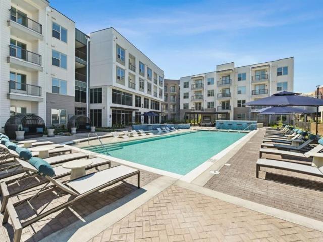 1735 N Greenville Avenue # 3103