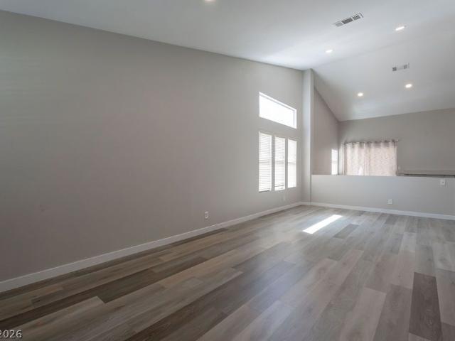 1735 Navarre Lane