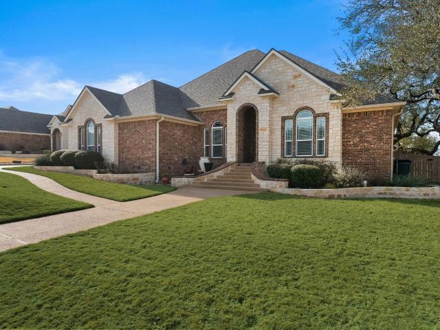 1735 Alta Vista Loop, Temple, TX 76502 | MLS #8467 | Compass