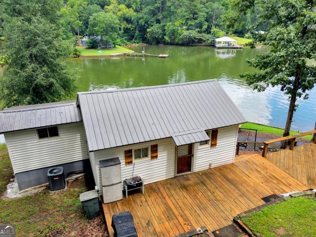 1735 Campbell Road