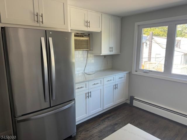 1735 E 2Nd St # Left