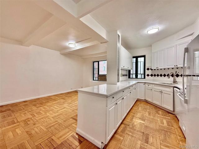 1735 Purdy Street, Unit 5H | Compass