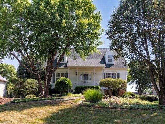 1735 Springfield Farm Ct, Clemmons, NC 27012