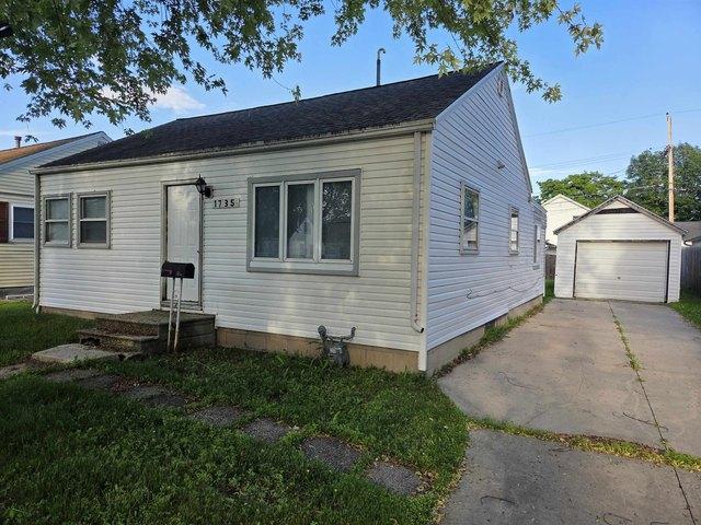 1735 11th Ave, Green Bay, WI 54304