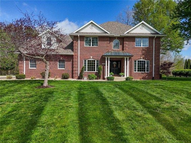 17363 N Deer Creek Dr, Effingham, IL 62401