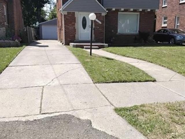 17367 Huntington Rd, Detroit, MI 48219