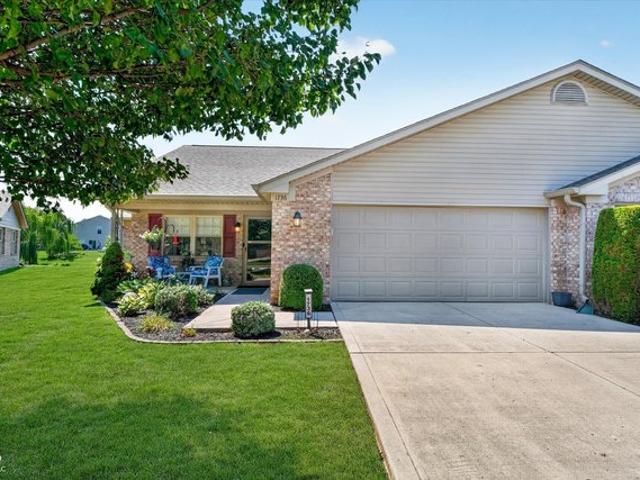 1736 Magnolia Dr, Greenwood, IN 46143