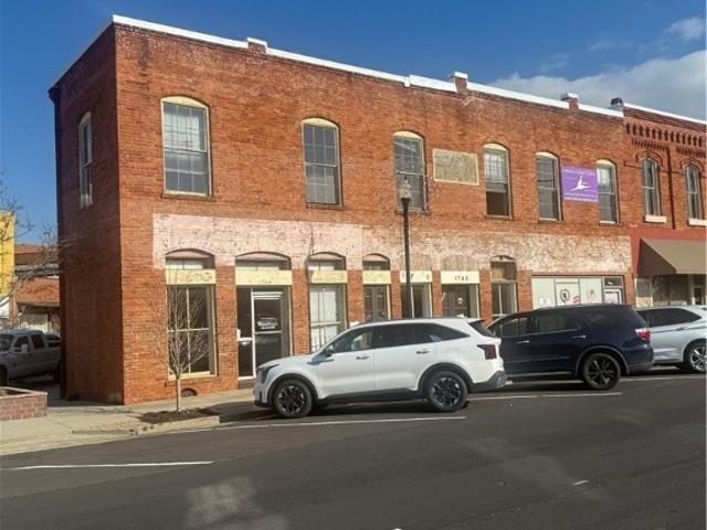 1736 N Broad Street # 202