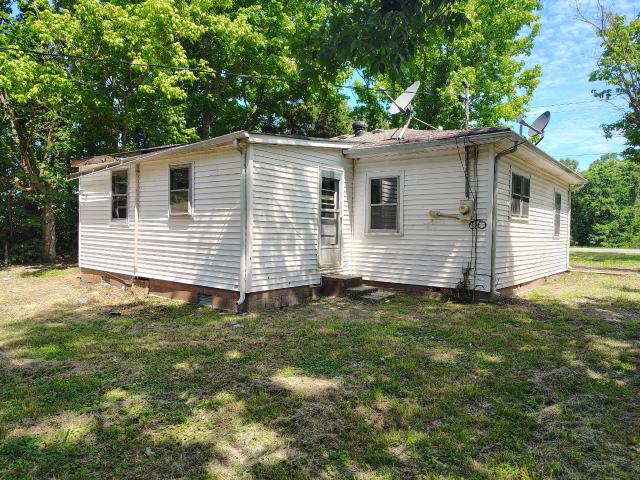 1736 Fairfield Rd