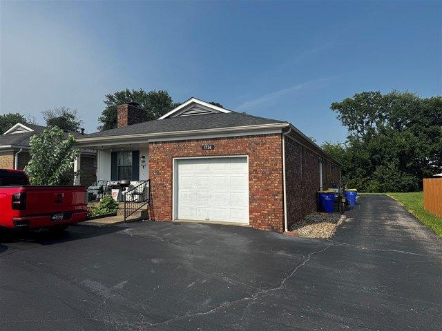 1736 Patrick Way, Bowling Green, KY 42104