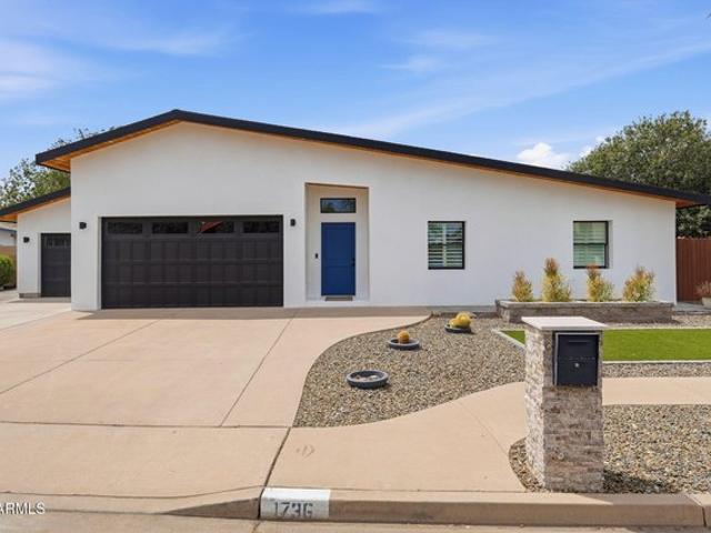 1736 S Don Luis Cir, Mesa, AZ 85202