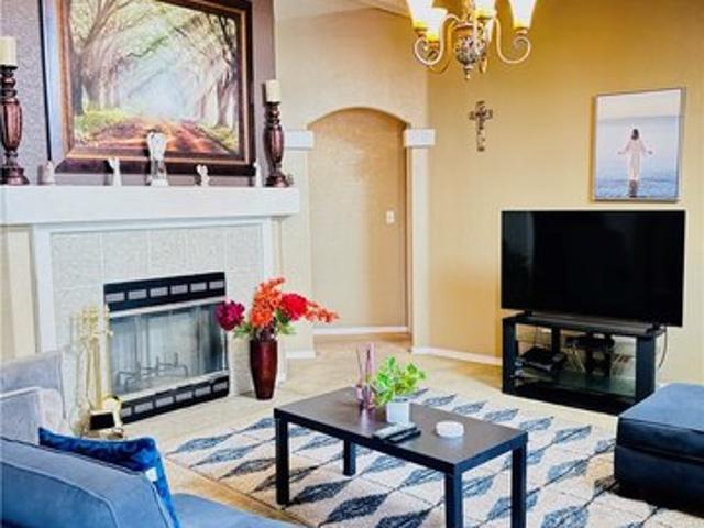 17377 Valley Blvd Spc 19, Fontana, CA 92335