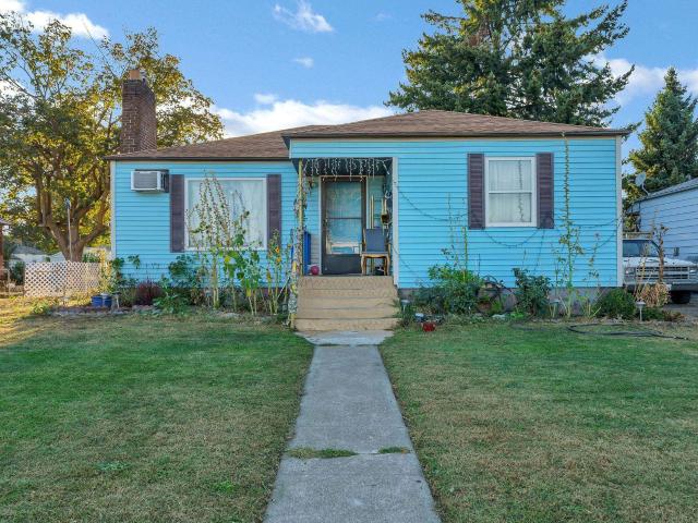 1737 N Smith St, Spokane, WA 99207 | MLS #202526 | Compass