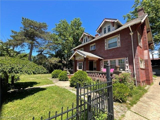 1737 Cumberland Rd, Cleveland Heights, OH 44118