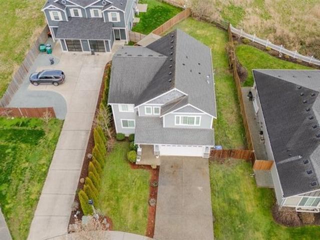 1737 Hillcrest Loop, Mount Vernon, WA 98274