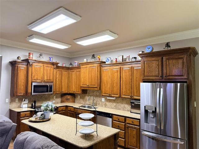 1737 Turning Leaf Trail