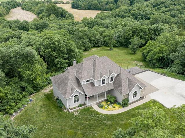 17384 Blue Moon Lane