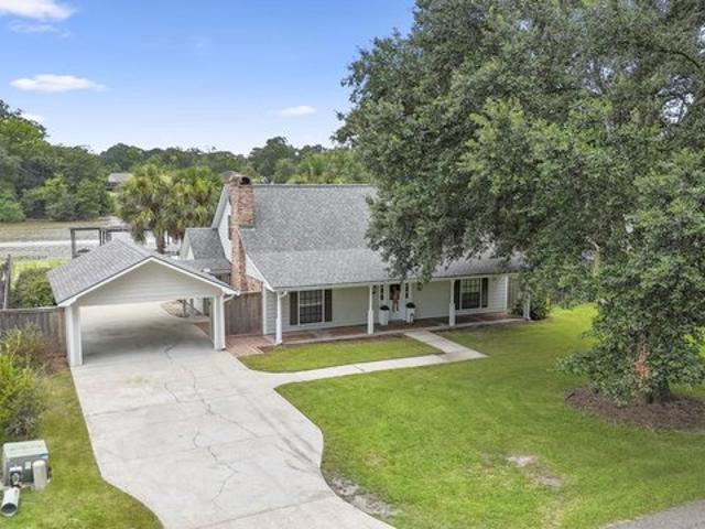 17388 Summerfield Rd N, Prairieville, LA 70769