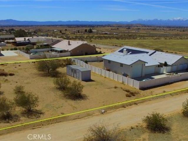 17389 Central Rd, Apple Valley, CA 92307